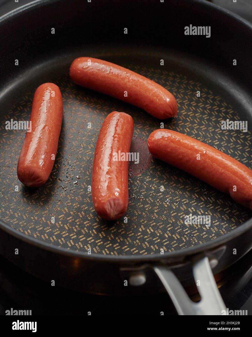 Junk food frying pan hi-res stock photography and images - Alamy