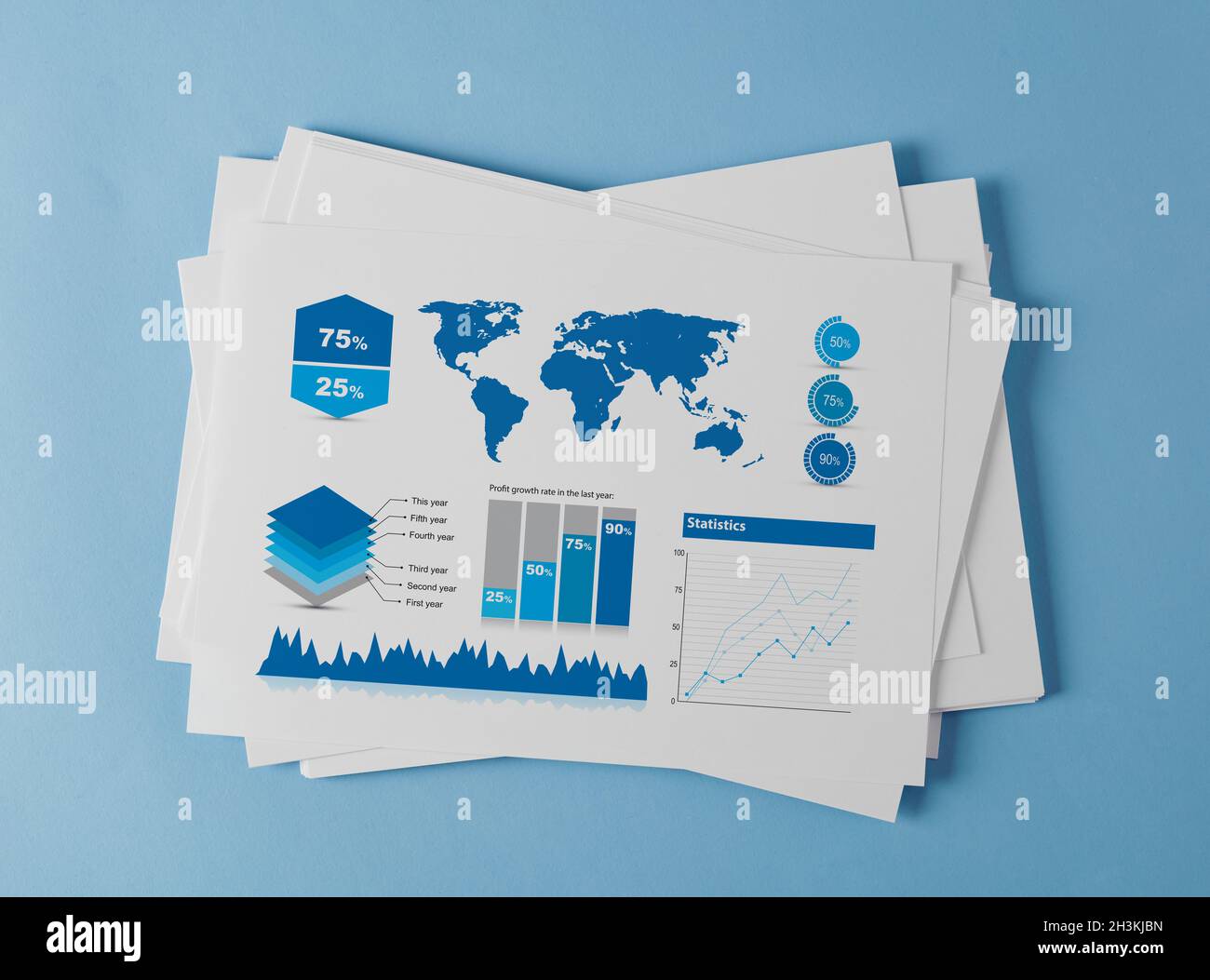 Stack of new blank white paper Stock Photo - Alamy