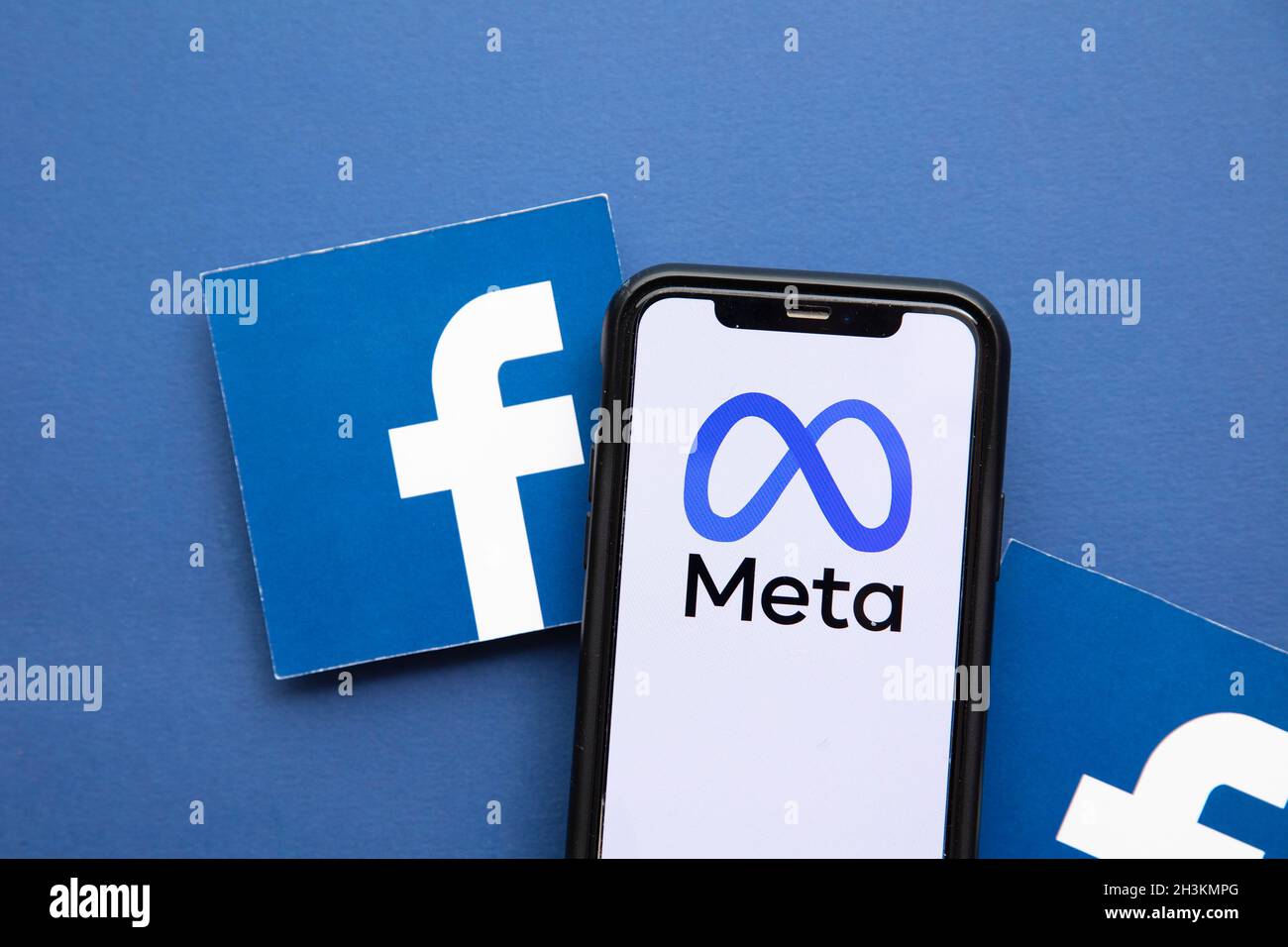 Metaverse social media hi-res stock photography and images - Alamy