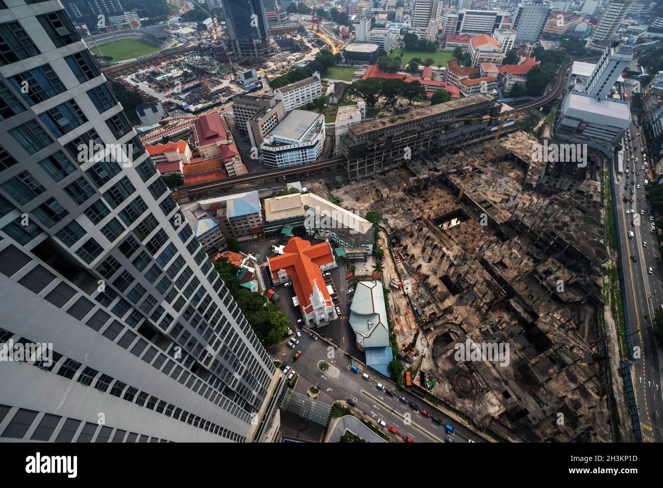Heigh building hi-res stock photography and images - Alamy