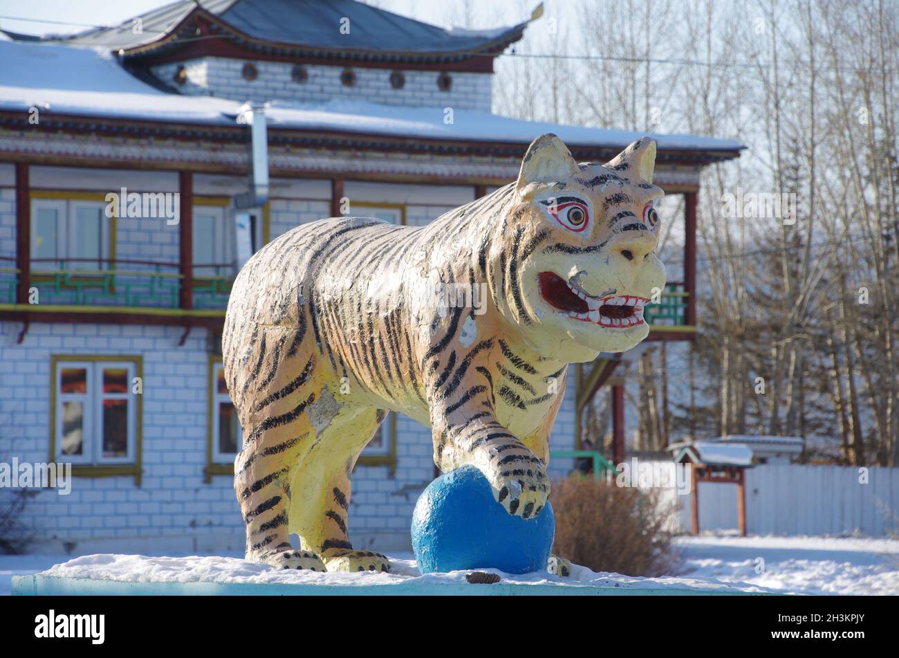 Statue of winter hi-res stock photography and images - Alamy