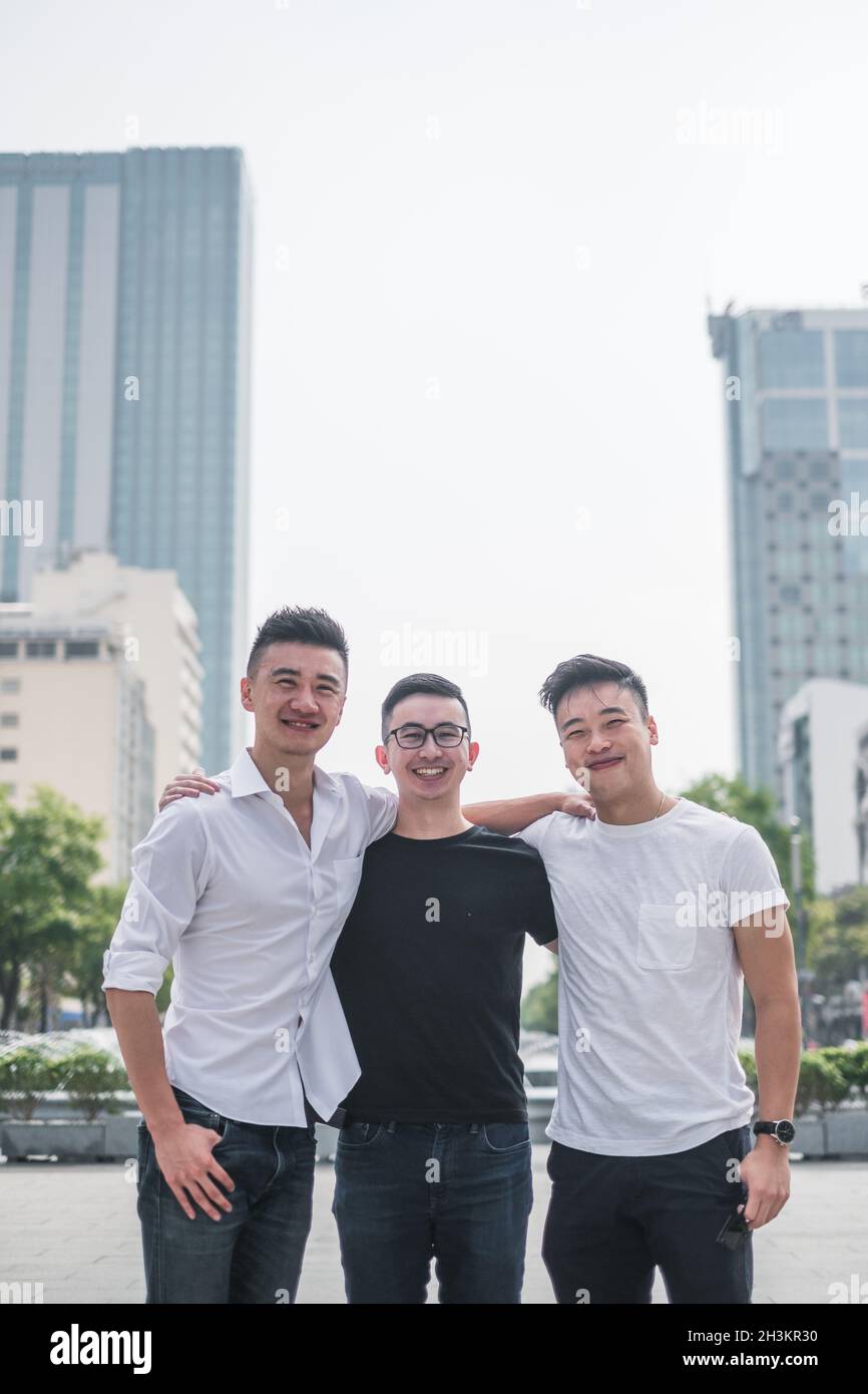 Handsome young chinese men hi-res stock photography and images - Alamy