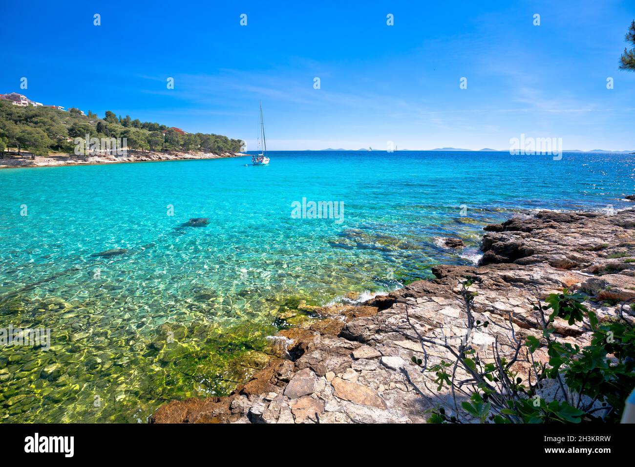 Island of Murter turquoise lagoon beach Slanica view, Dalmatia ...