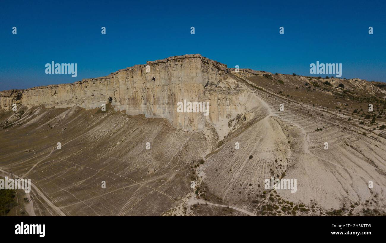 White cliff hill hi-res stock photography and images - Alamy