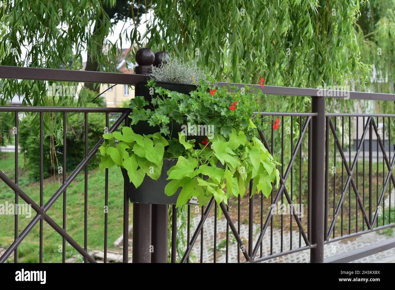 Decorative bridge railing hi-res stock photography and images - Alamy