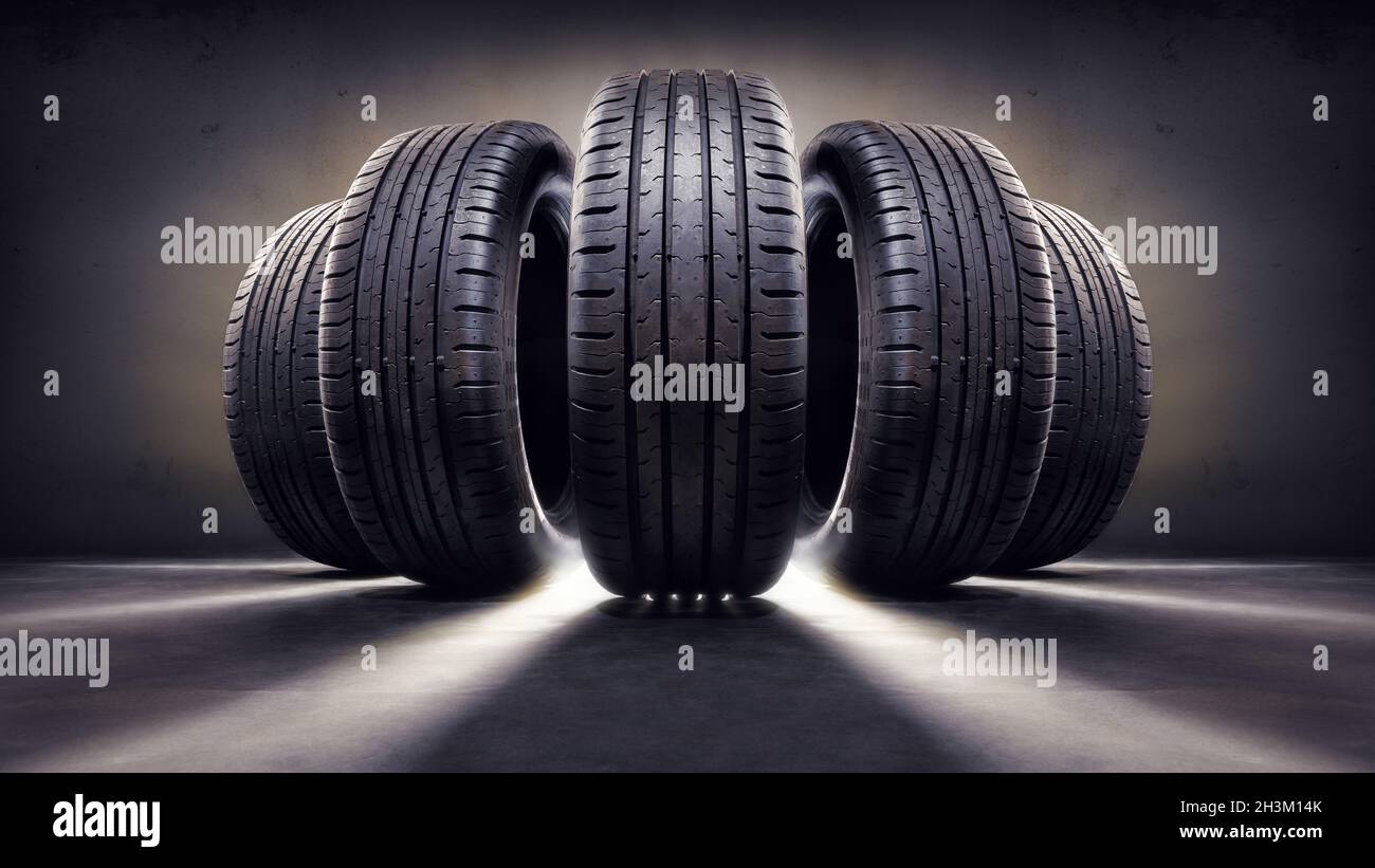 Alloy wheels stack hi-res stock photography and images - Alamy