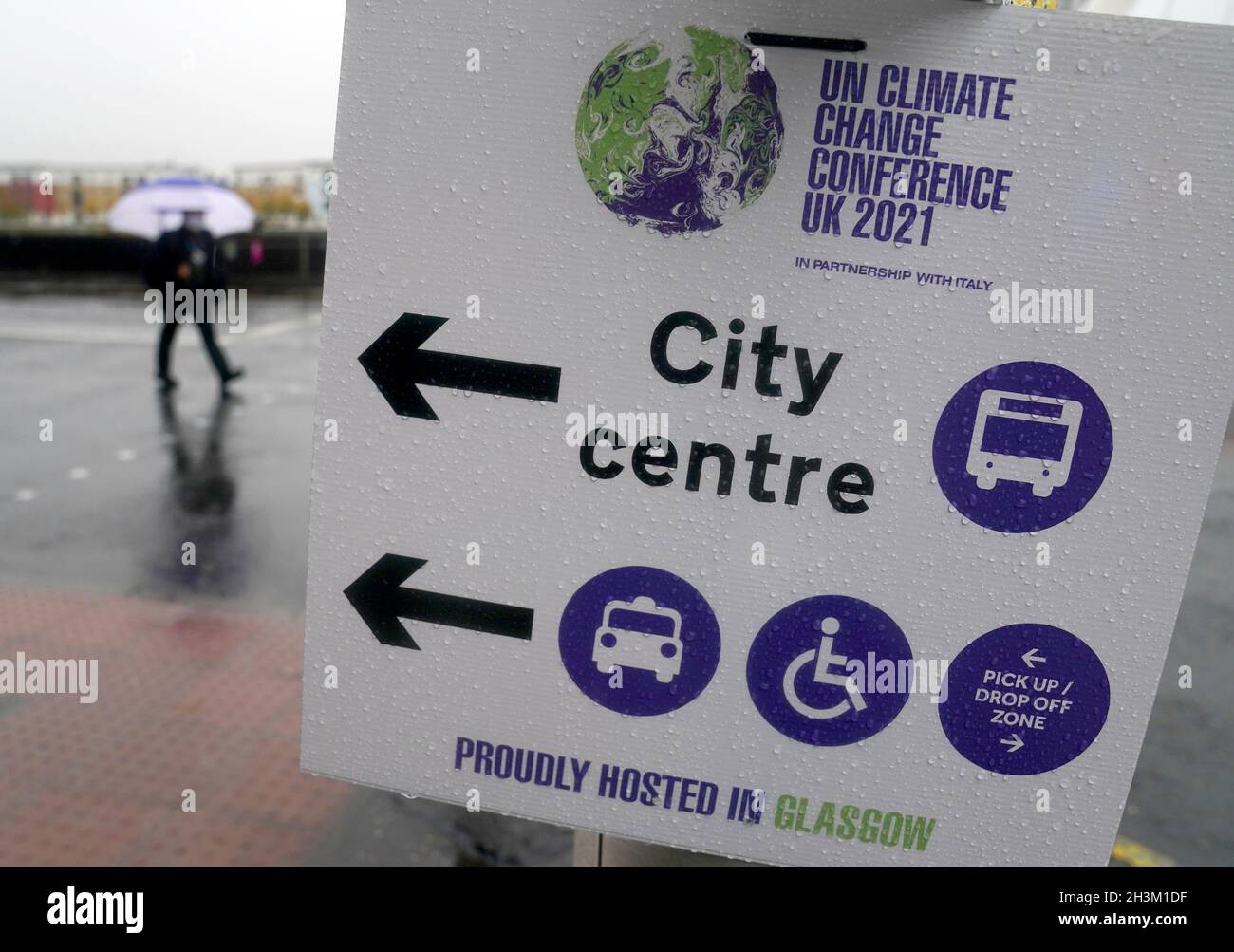 Cop26 2021 sign hi-res stock photography and images - Alamy