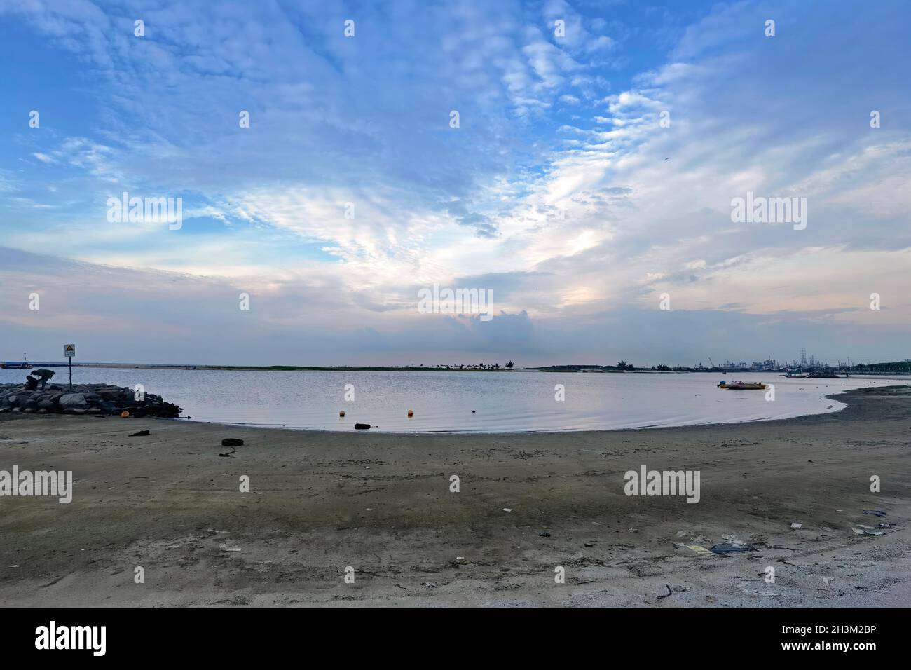 Pantai Ancol Beach, Jakarta, Indonesia Stock Photo - Alamy