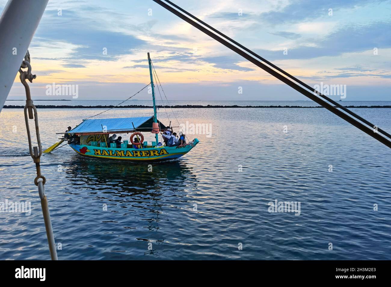 Pantai Ancol Beach, Jakarta, Indonesia Stock Photo - Alamy