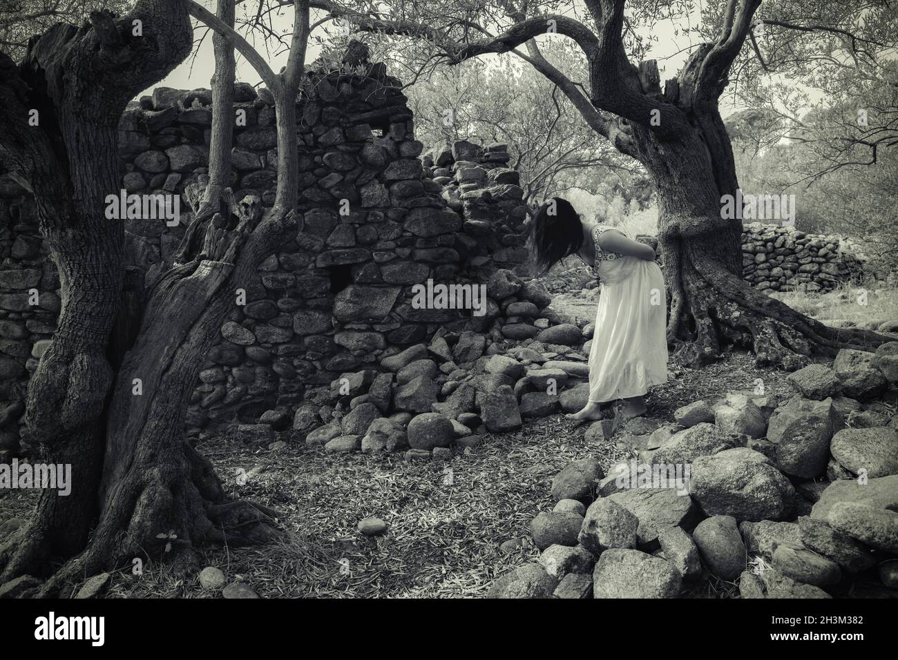 Faceless Woman Ghost