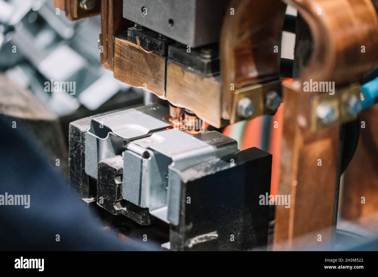 Spot welding machine hi-res stock photography and images - Alamy