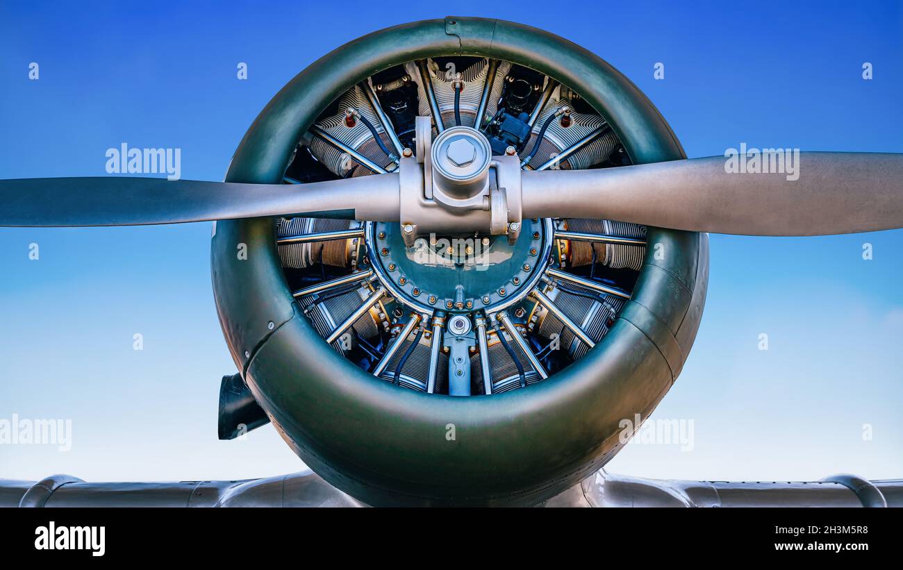 Iron propeller hi-res stock photography and images - Alamy