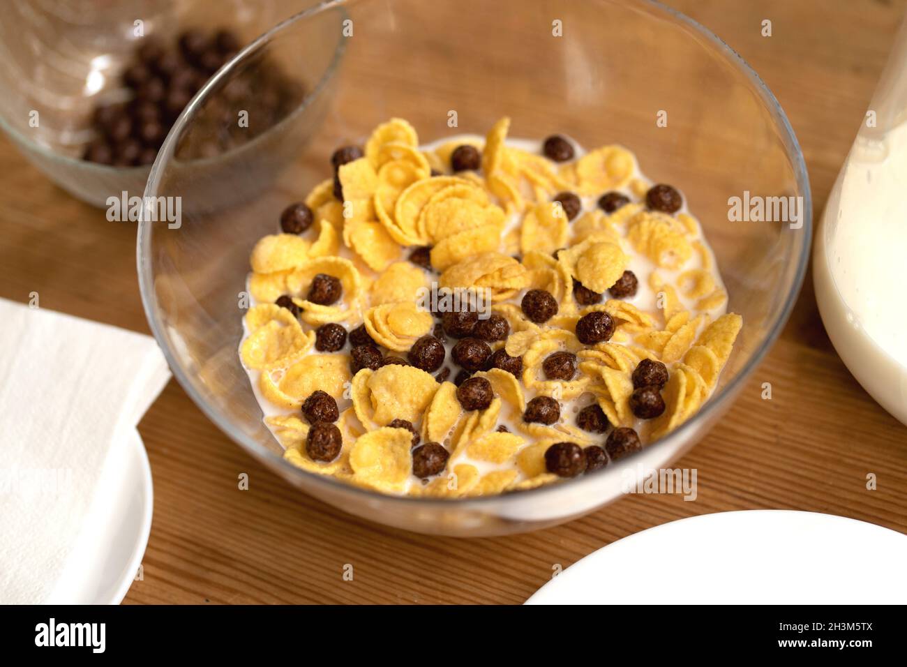 Healthy Crispy Breakfast Snack Stock Photo - Alamy
