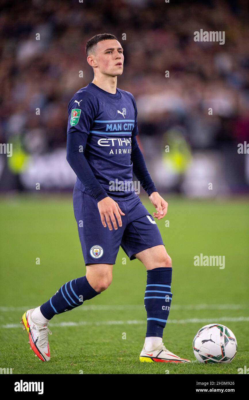 Phil foden carabao cup hi-res stock photography and images - Alamy