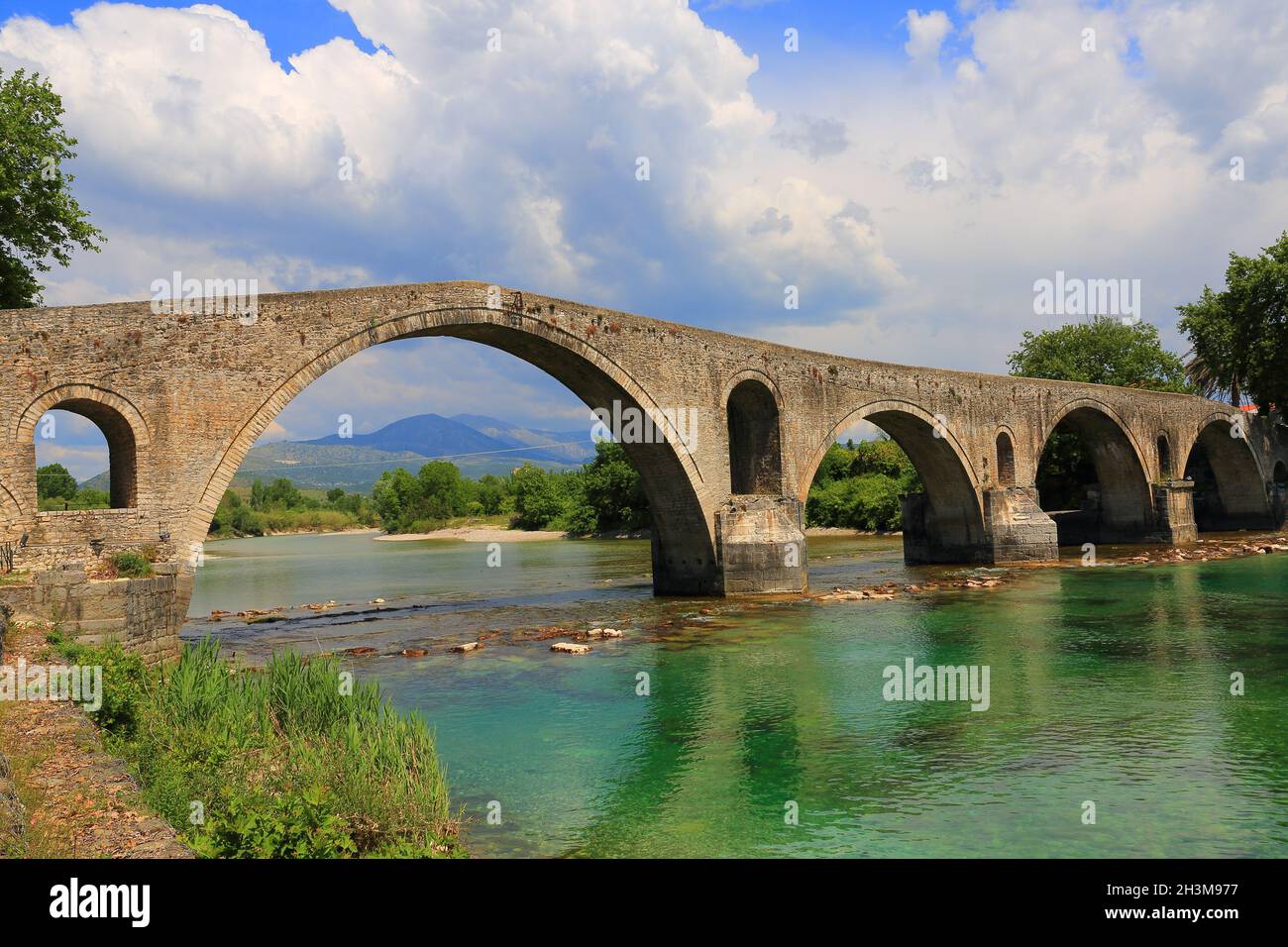 Bridge greece hi-res stock photography and images - Alamy