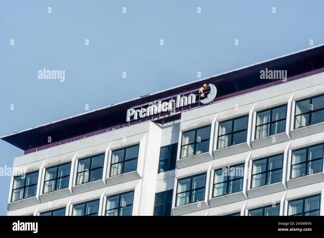 Premier inn logo hi-res stock photography and images - Alamy
