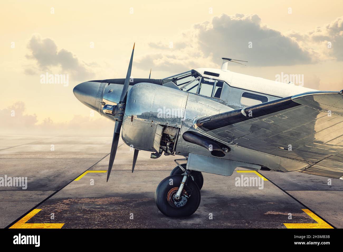 Plane looping the loop hi-res stock photography and images - Alamy