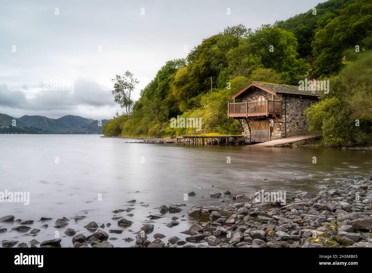 Lake district boat house hi-res stock photography and images - Alamy