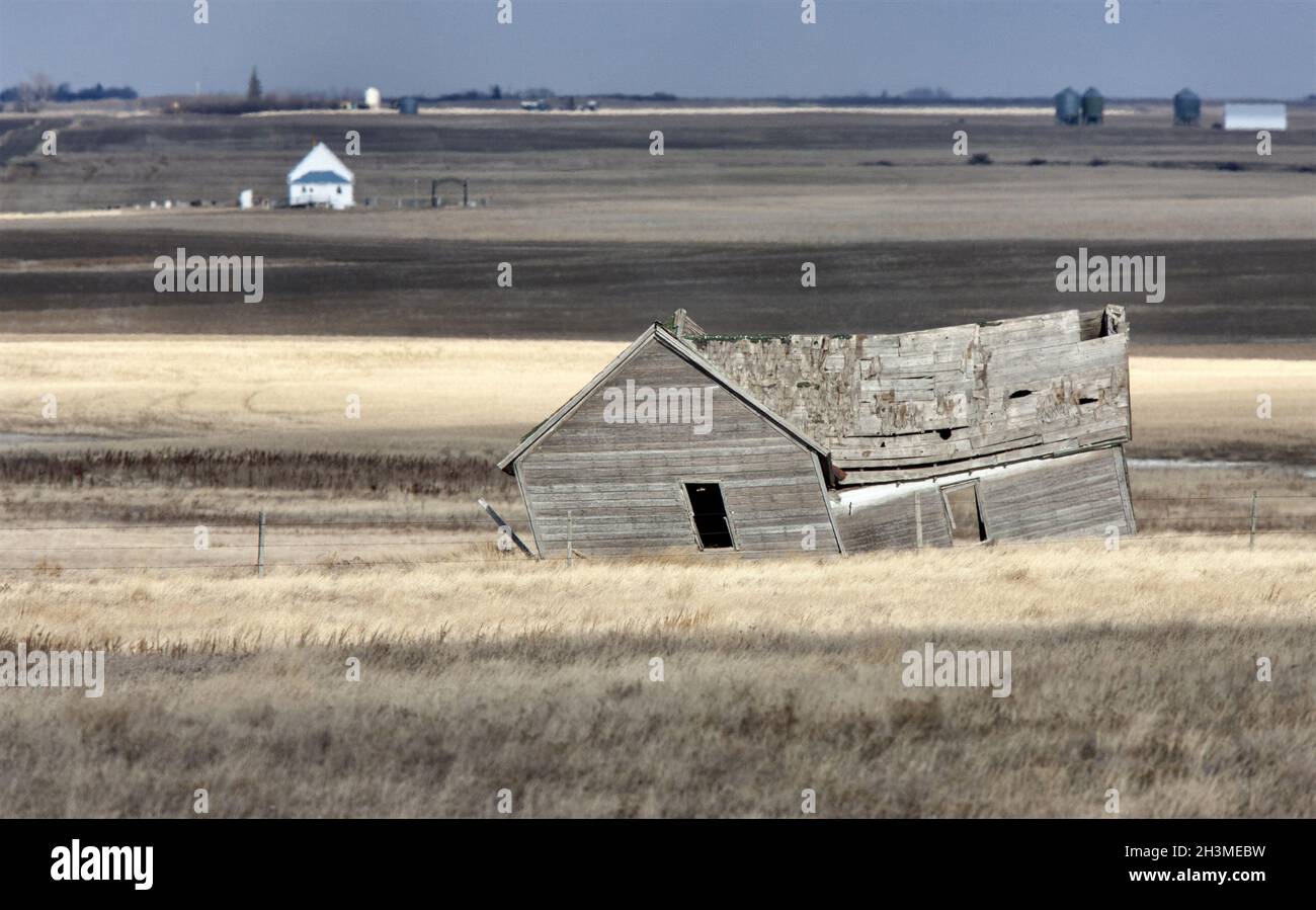 Landscape Saskatchewan Prairie Stock Photo - Alamy