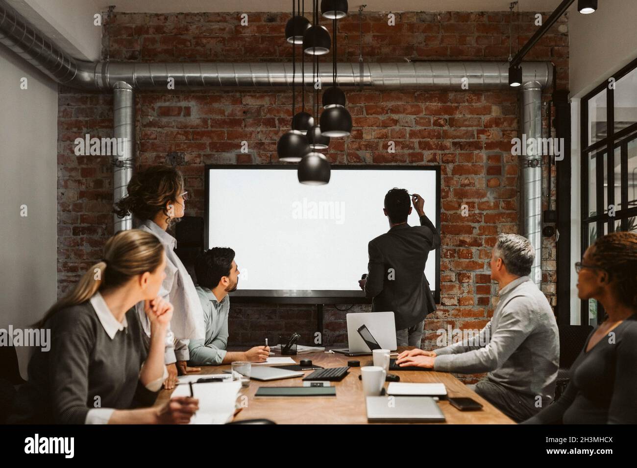 Multi screen projection hi-res stock photography and images - Alamy