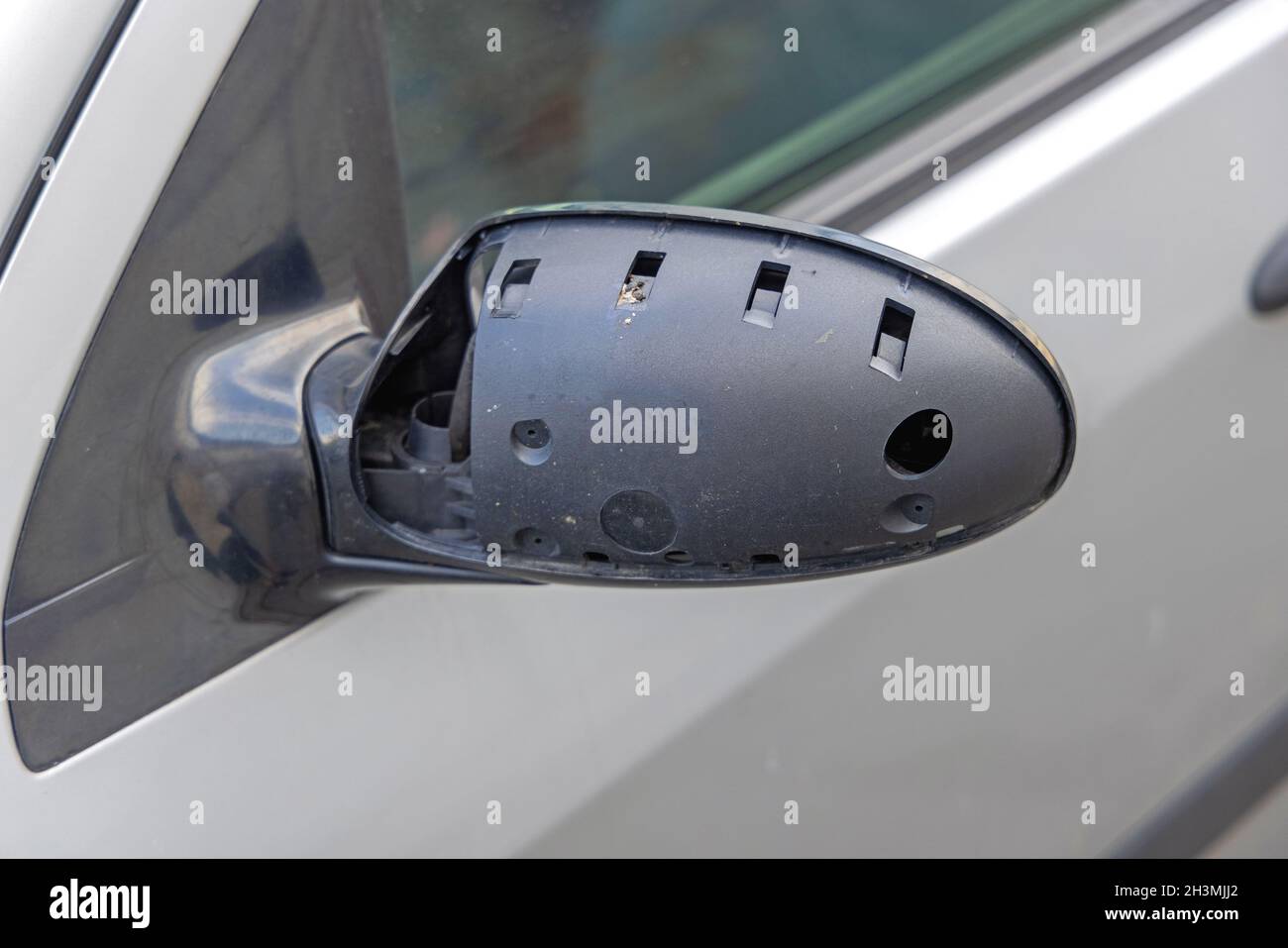 Side mirror damage hi-res stock photography and images - Alamy