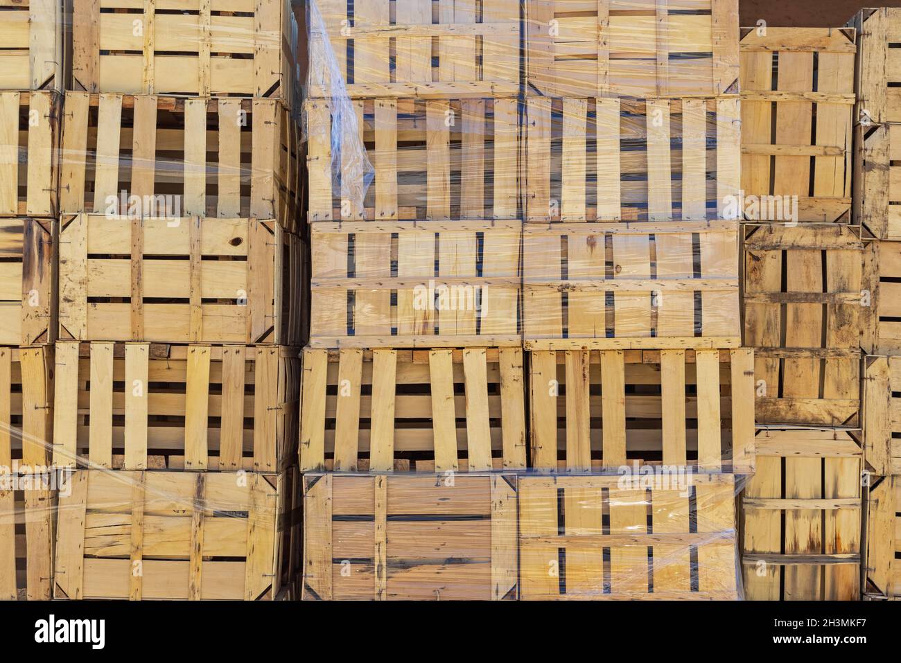 Stacked farm crates hi-res stock photography and images - Alamy