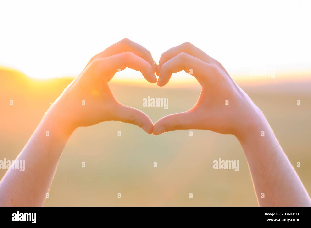 Hands Making Heart Shape High Resolution Stock Photography and Images ...