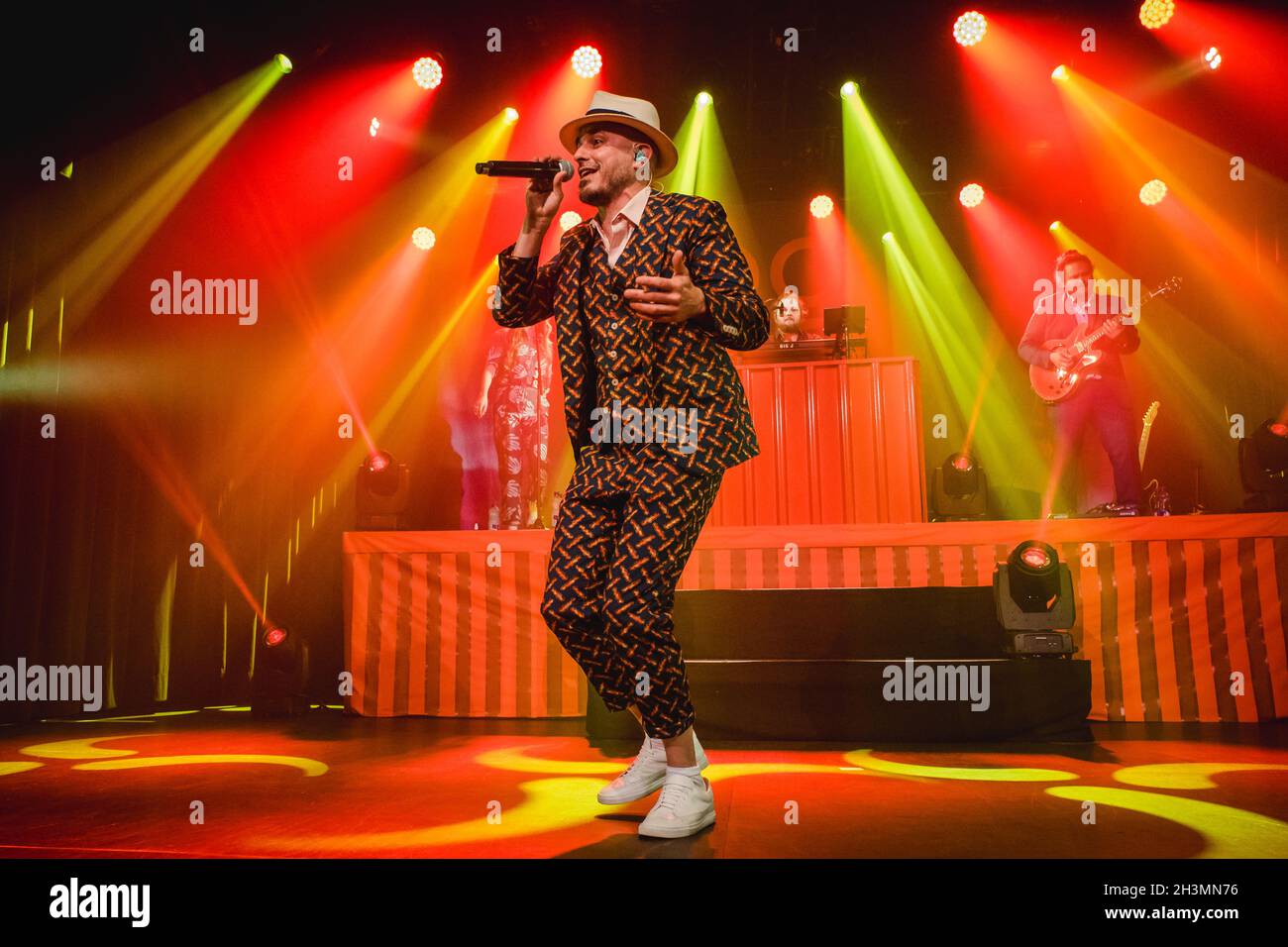 Dodo singer hi-res stock photography and images - Alamy