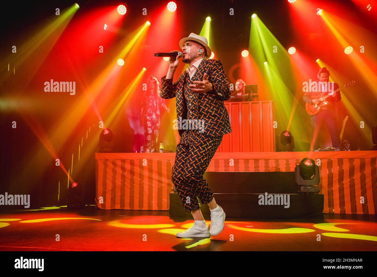 Dodo singer hi-res stock photography and images - Alamy