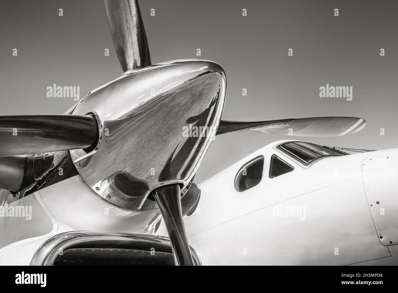 Close up airplane take off hi-res stock photography and images - Alamy
