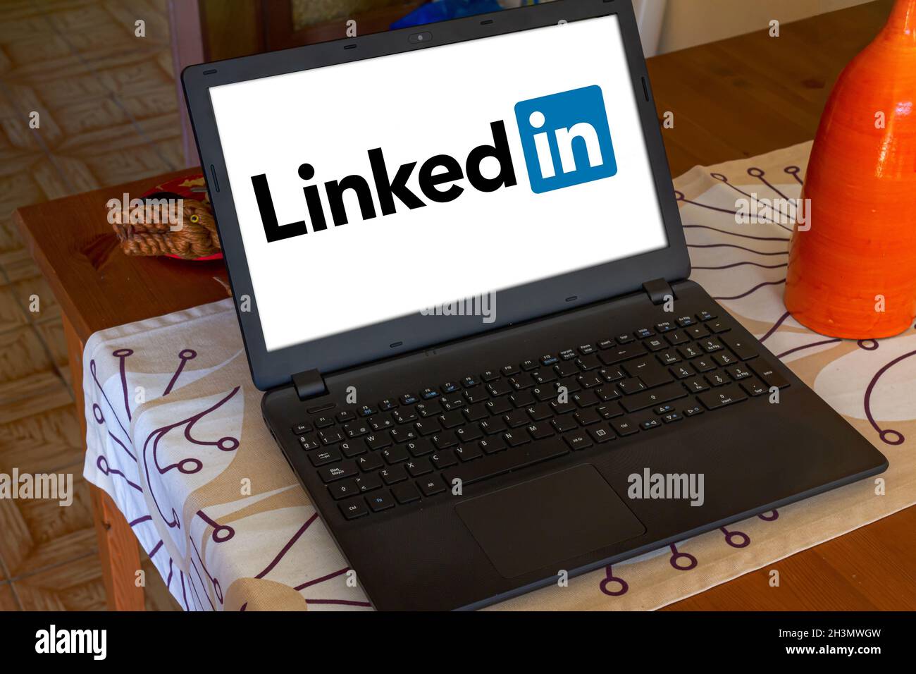 BARCELONA, SPAIN - OCTOBER 23, 2021: LinkedIn application on the Laptop ...