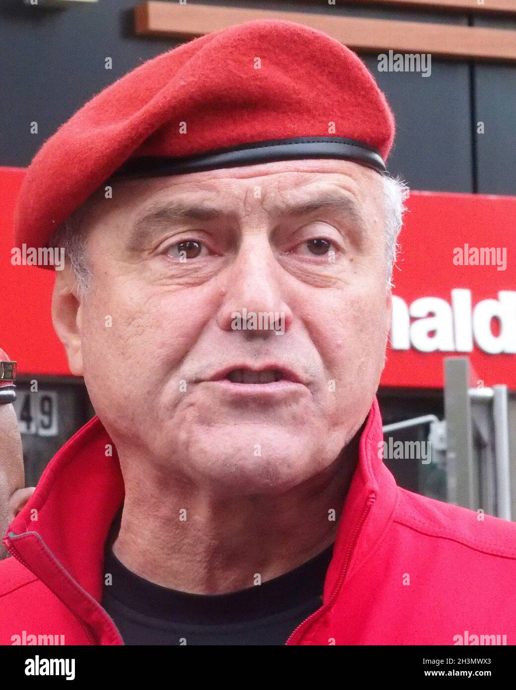 New York, USA. 29th Oct, 2021. Mayoral Candidate Curtis Sliwa and his ...