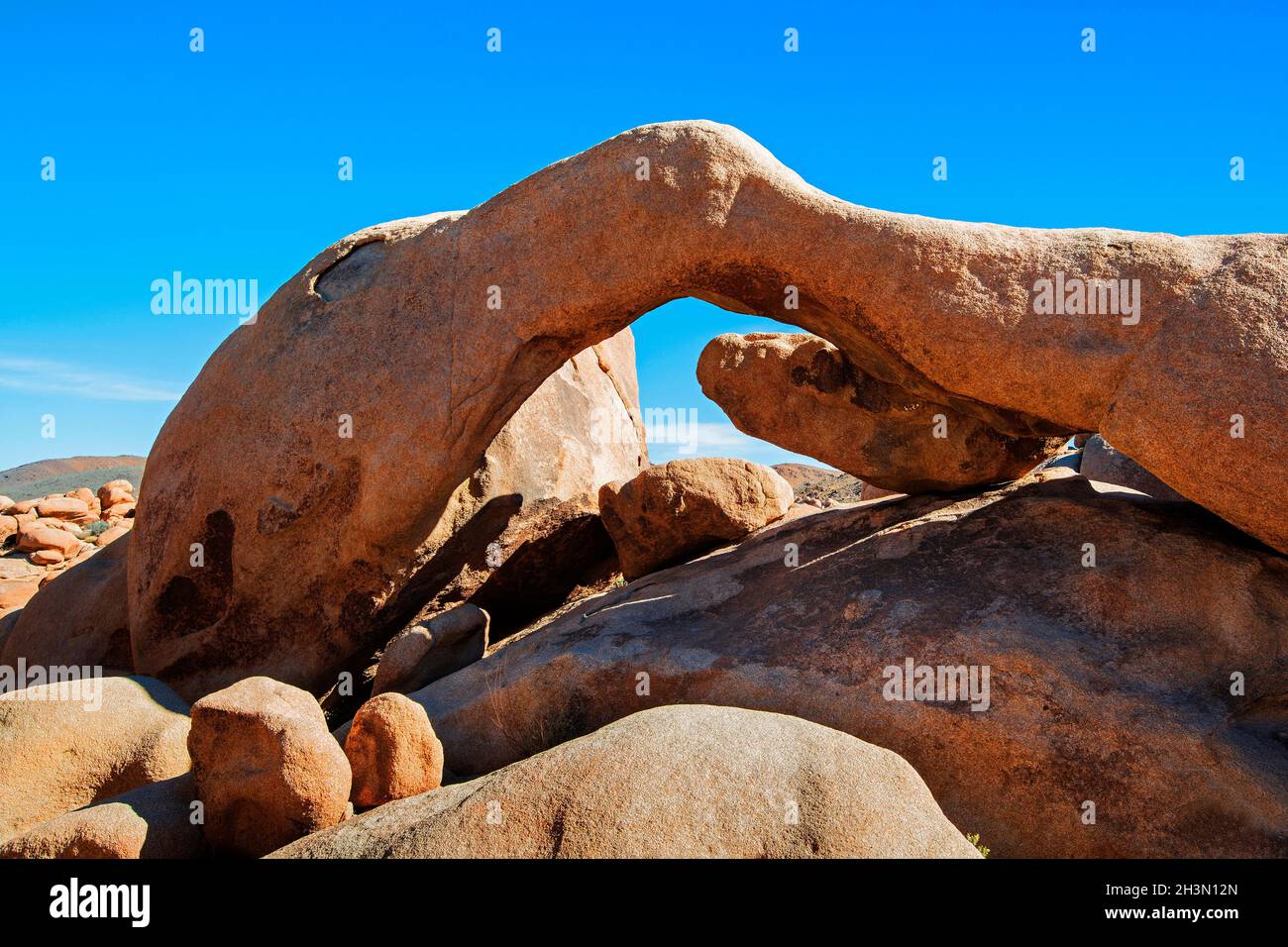Arch Rock, Joshua Tree National Park, California Stock Photo - Alamy
