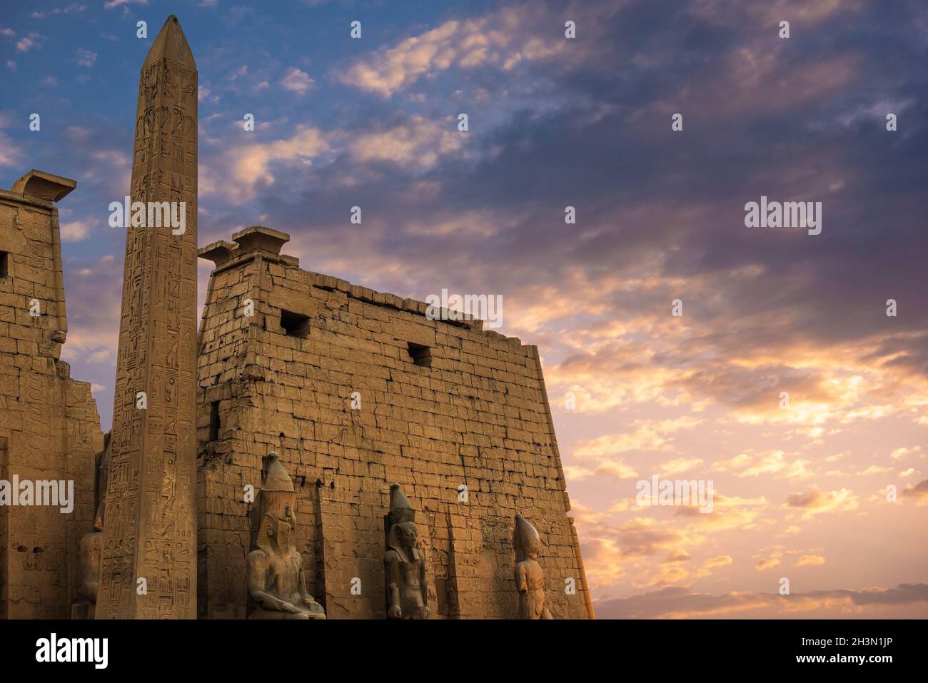 Karnak Temple entrance Stock Photo - Alamy