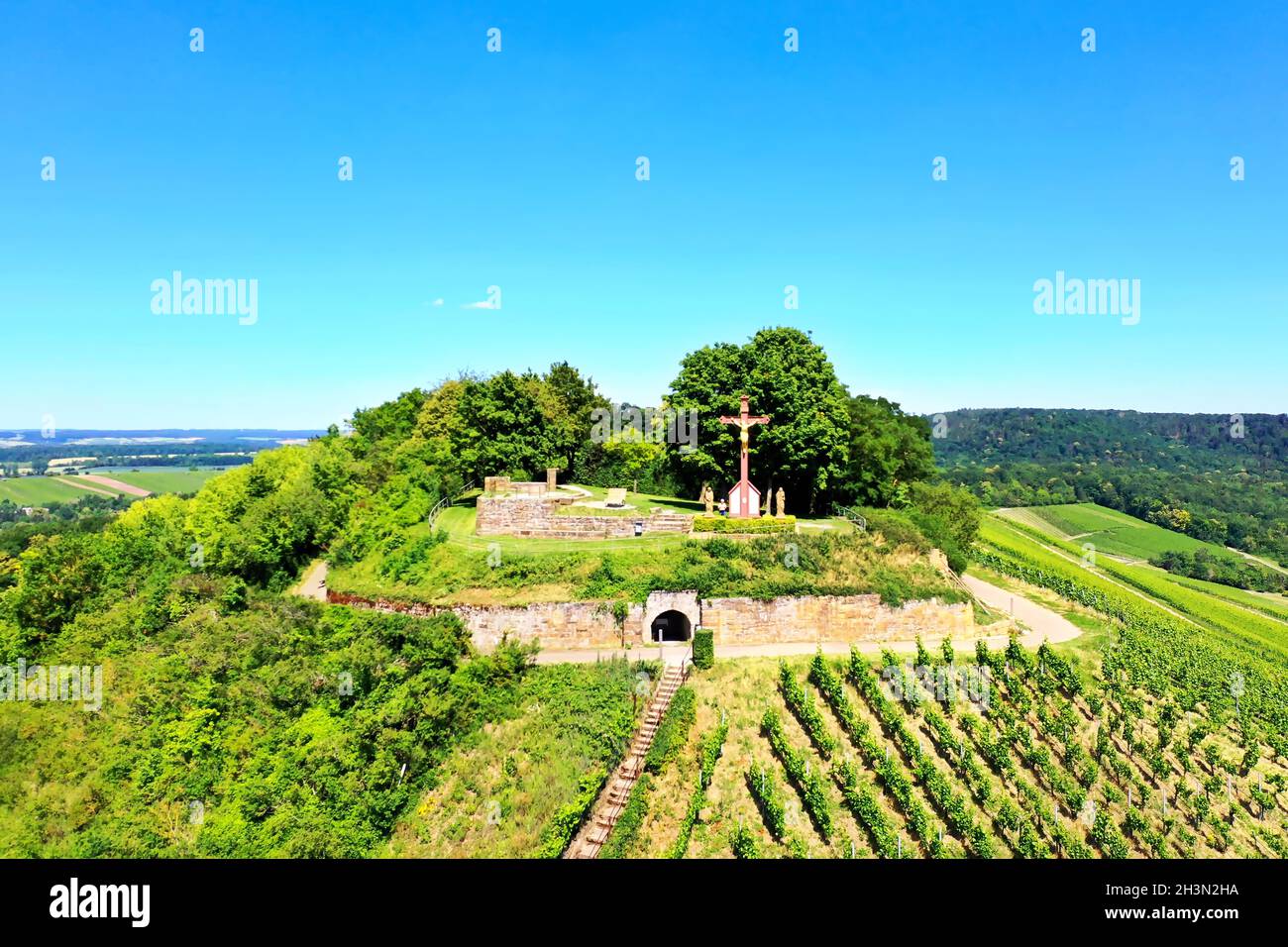 Vineyard pictures hi-res stock photography and images - Alamy