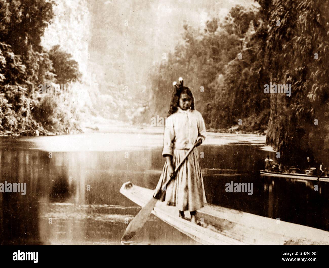 Mauri girl, Whanganui River, New Zealand, early 1900s Stock Photo - Alamy