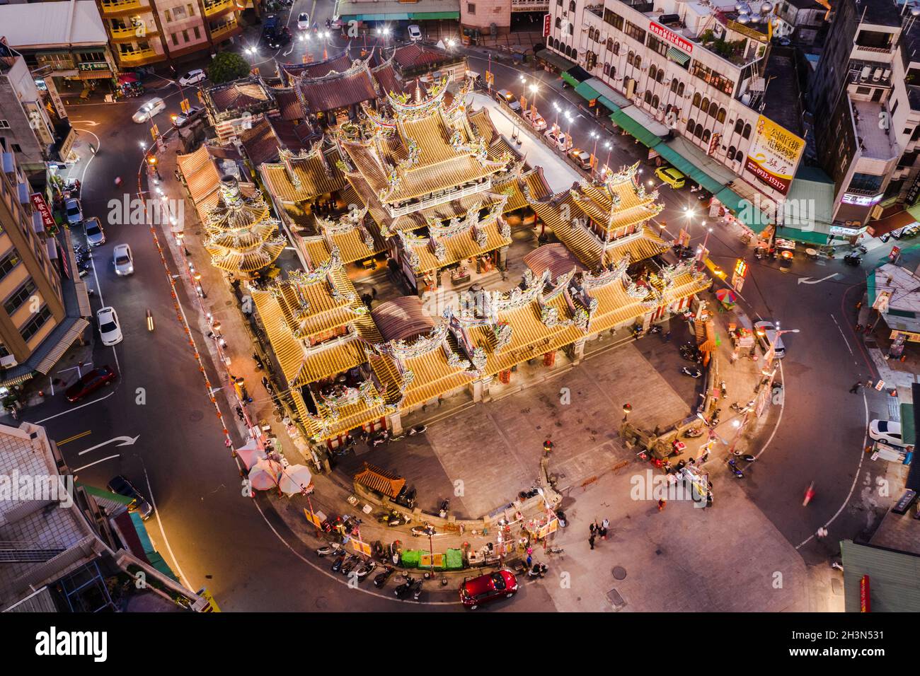 Aerial view of famous Beigang Chaotian Temple Stock Photo - Alamy