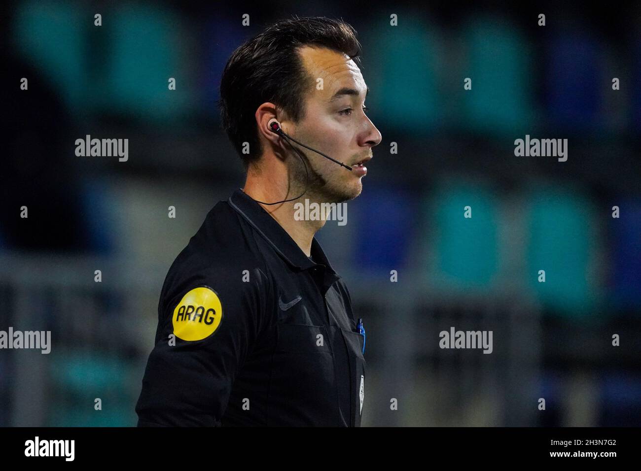 DEN BOSCH, NETHERLANDS - OCTOBER 29: Assistant referee Alwin Steeg ...