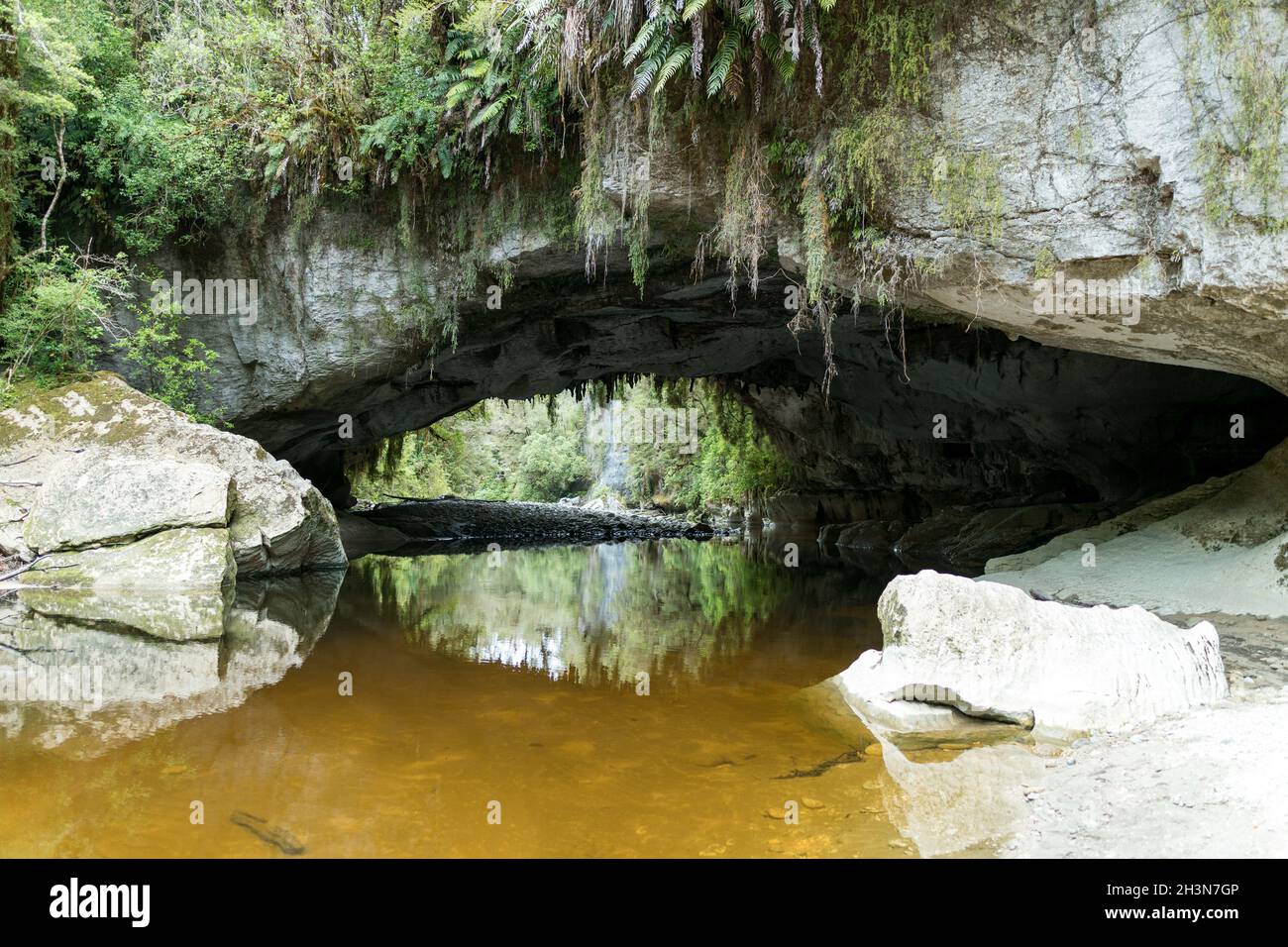 Moria Gate Arch in Opara Basin, South Island, NZ Stock Photo - Alamy