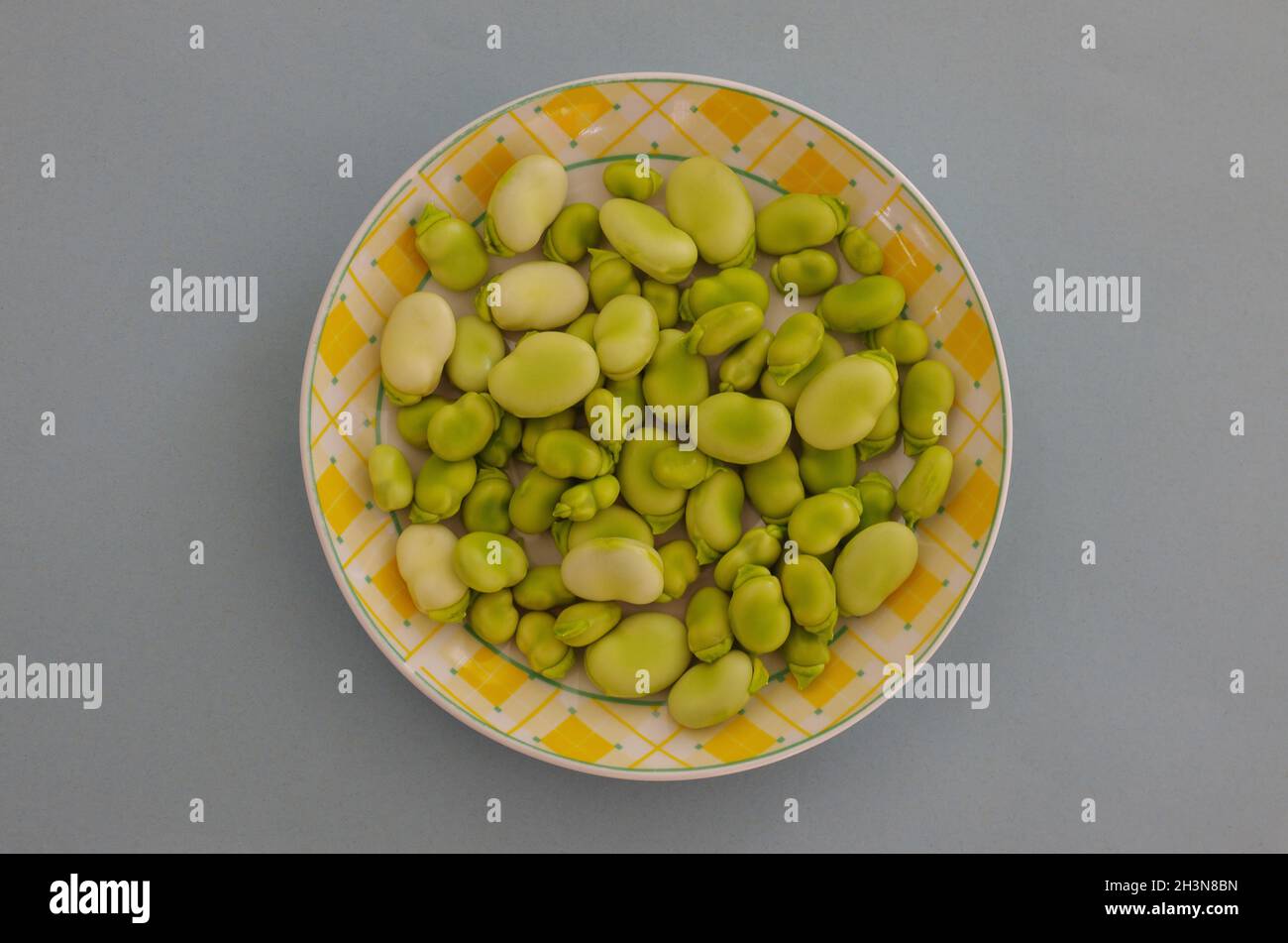 Peas without pod hi-res stock photography and images - Alamy