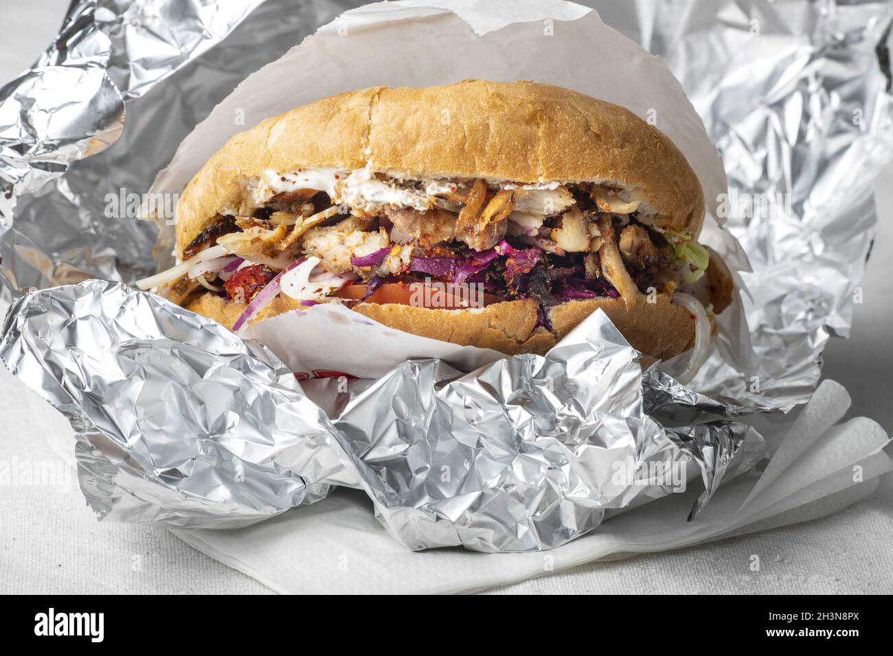 Kebab onion pita bread hi-res stock photography and images - Alamy