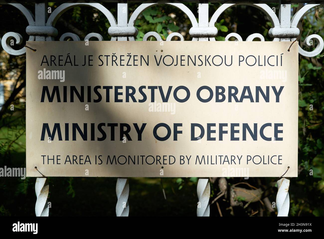 Ministry of defence hi-res stock photography and images - Alamy