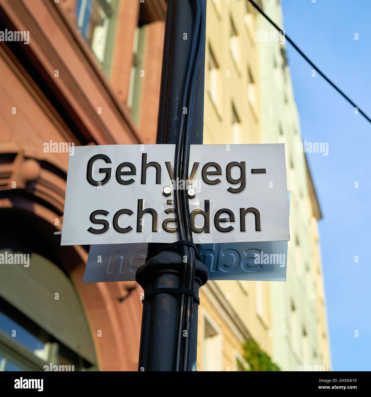 Damaged road sign hi-res stock photography and images - Alamy