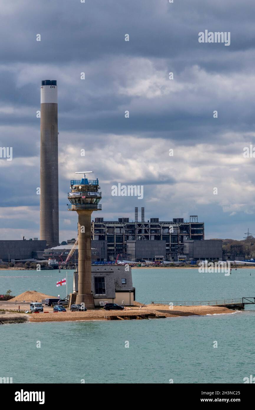 Vantage tower southampton hi-res stock photography and images - Alamy