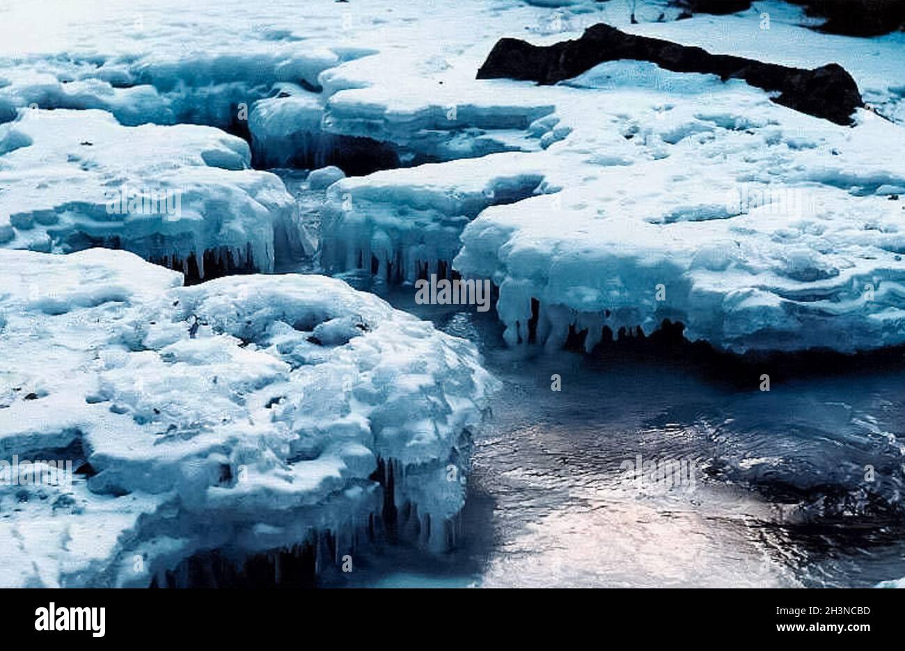 Snow melting into river hi-res stock photography and images - Alamy