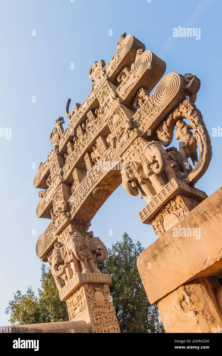 Gateway Torana of the Great Stupa, ancient Buddhist monument at Sanchi ...