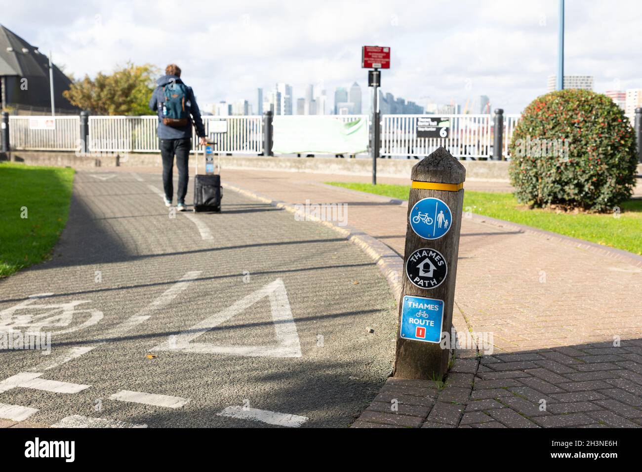 A sign post for the Thames path, one of the UK's National Trails Stock ...