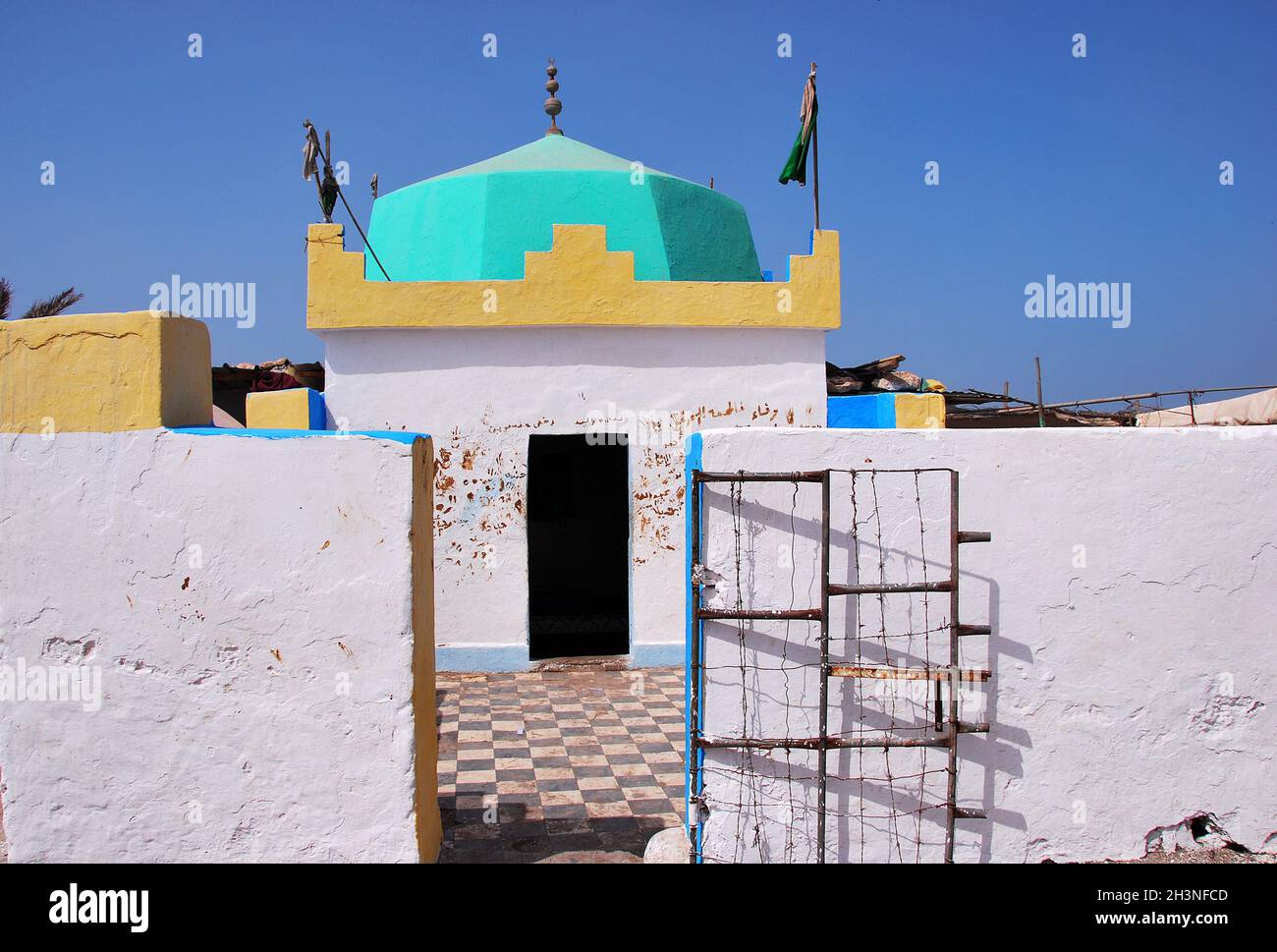 Mouth of the Oum Errabia river, the city of Azemmour in Morocco Stock ...