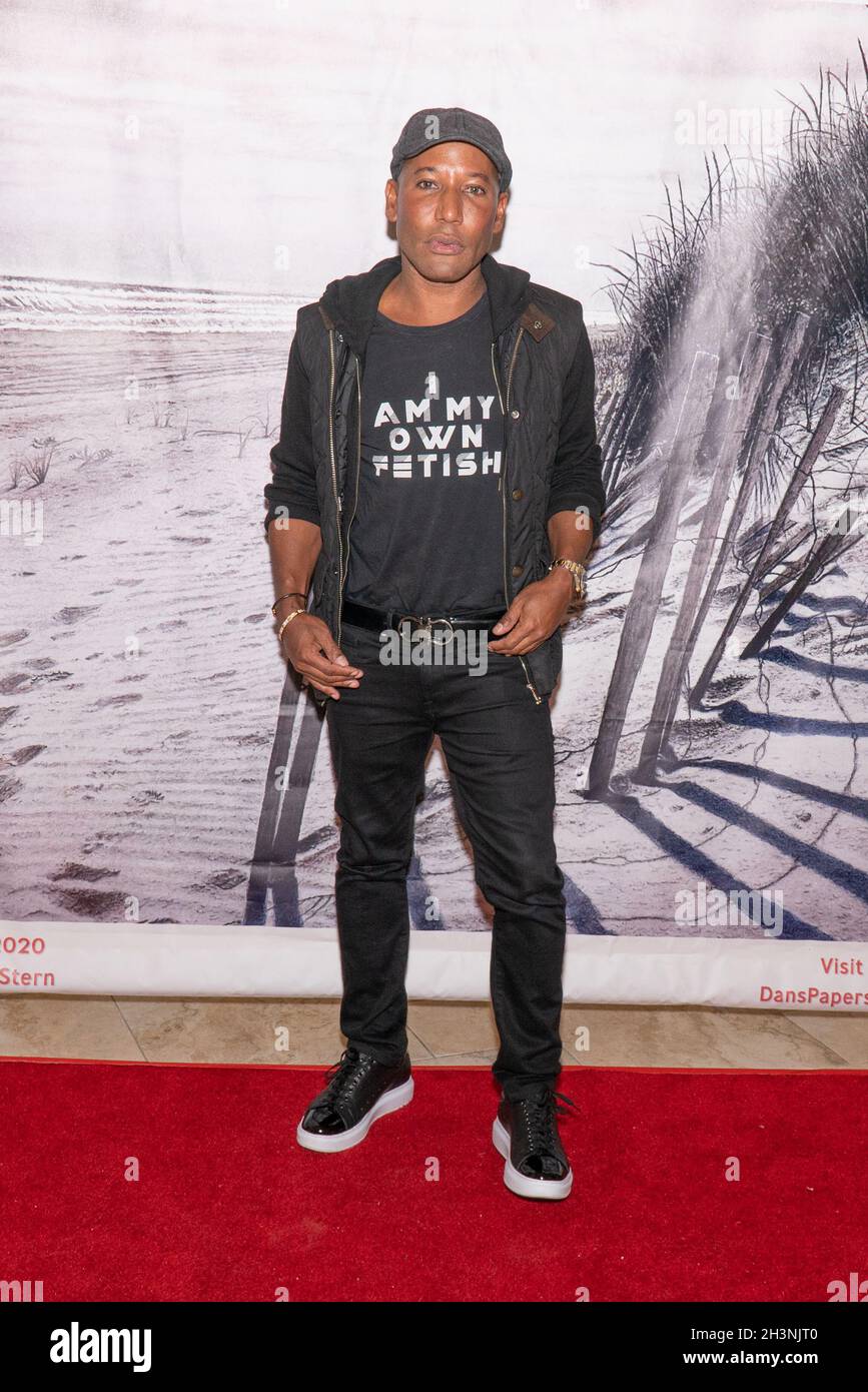 Ten Travis attends Dan's Papers Power Women of the East End Awards at ...