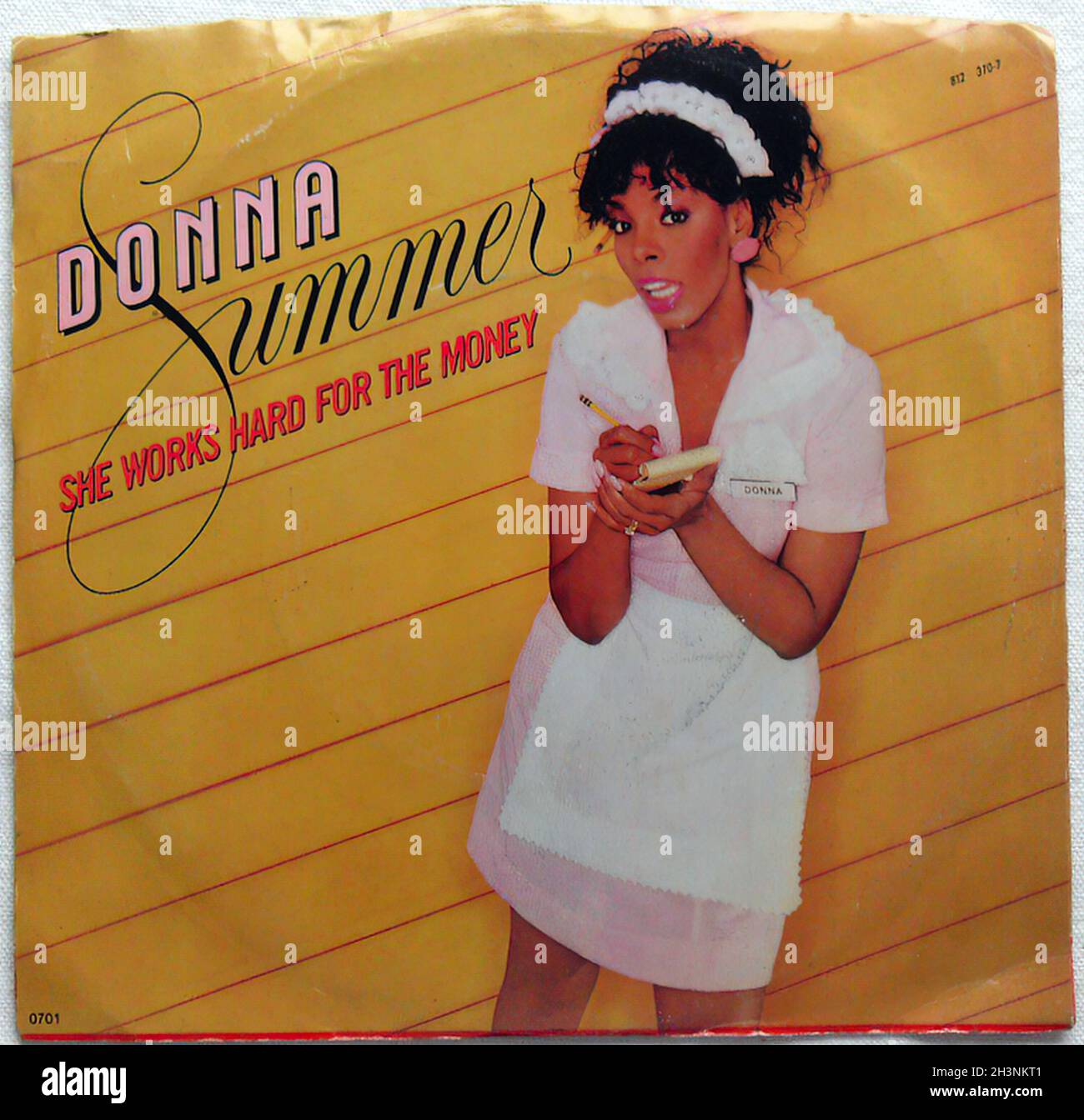 1983 Donna Summer 7 Inch Single Record She Works Hard for the Money ...